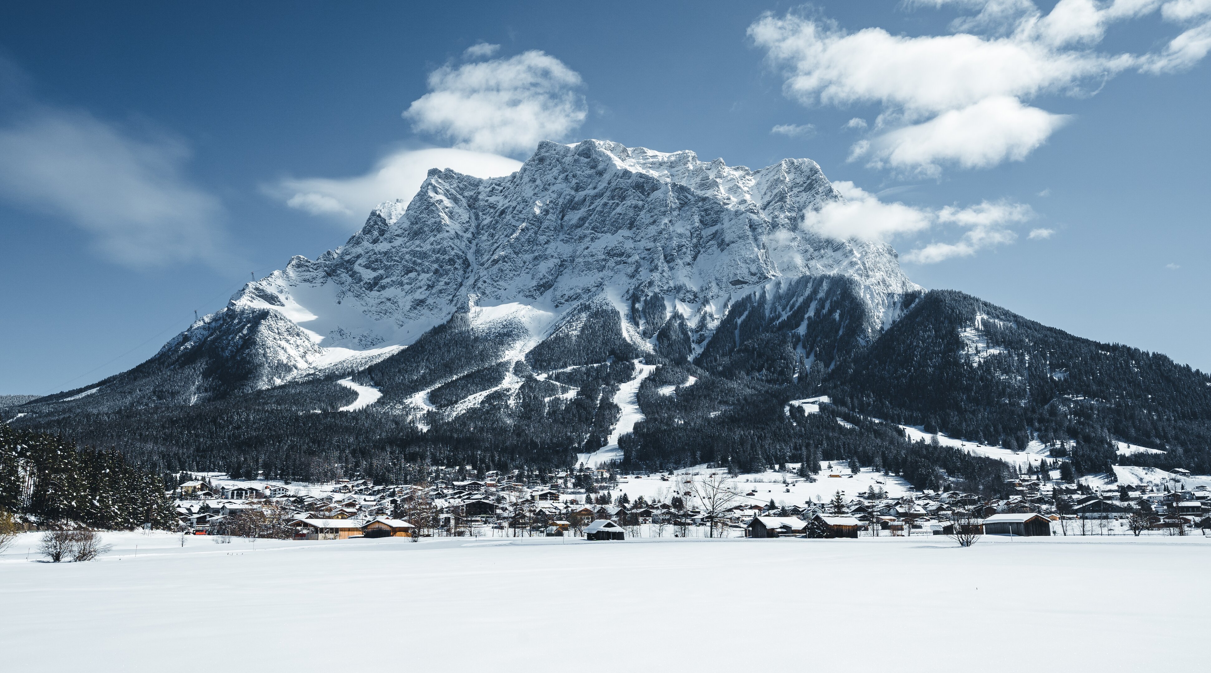 Tiroler Zugspitz Arena I The Tyrolean side of the Zugspitze